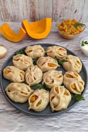 Uzbek manti with pumpkin – vegan recipe